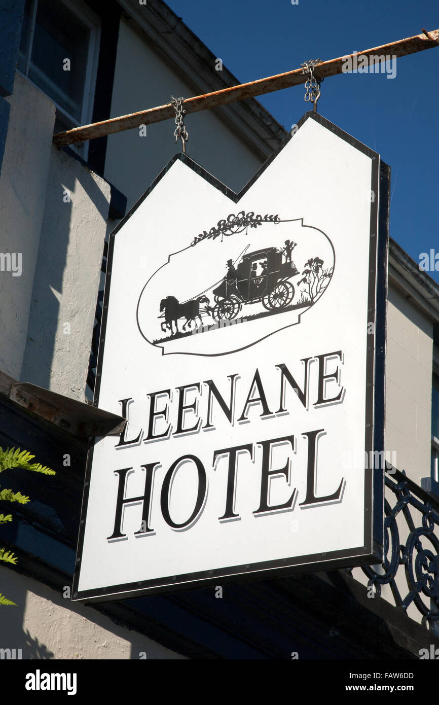 Leenane hotel hi-res stock photography and images - Alamy