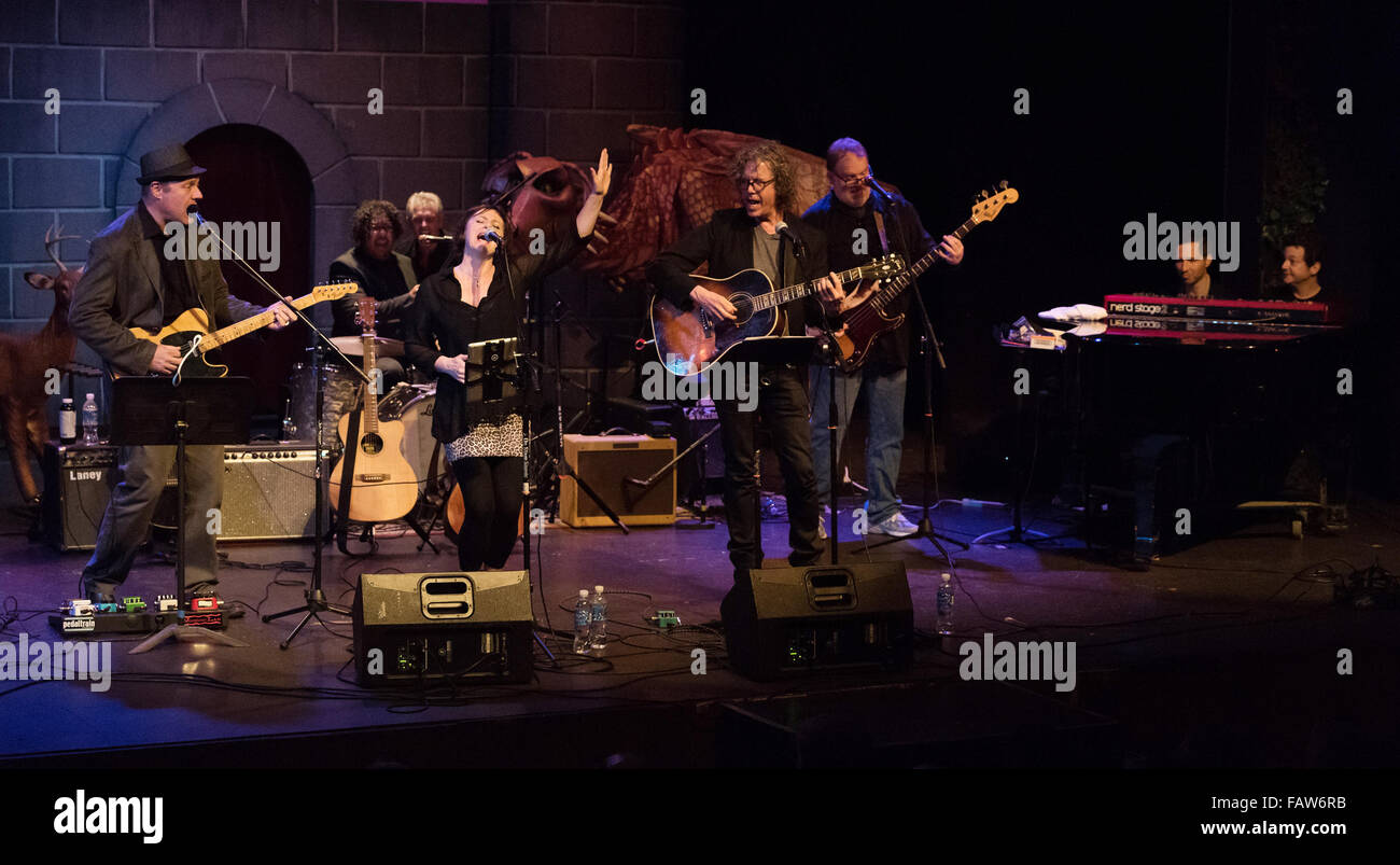 Christine collister hi-res stock photography and images - Alamy