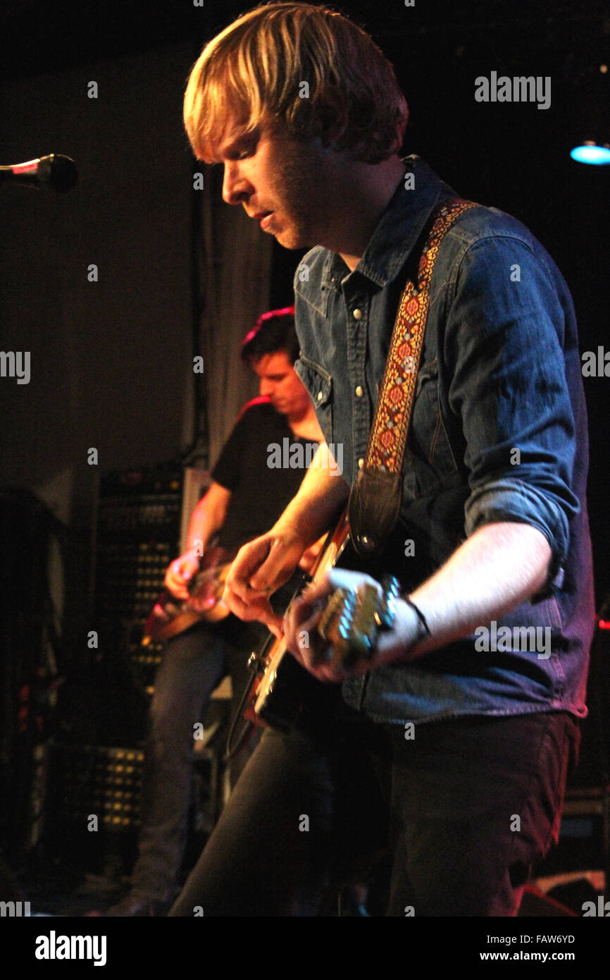 Promoting white bear hi-res stock photography and images - Alamy