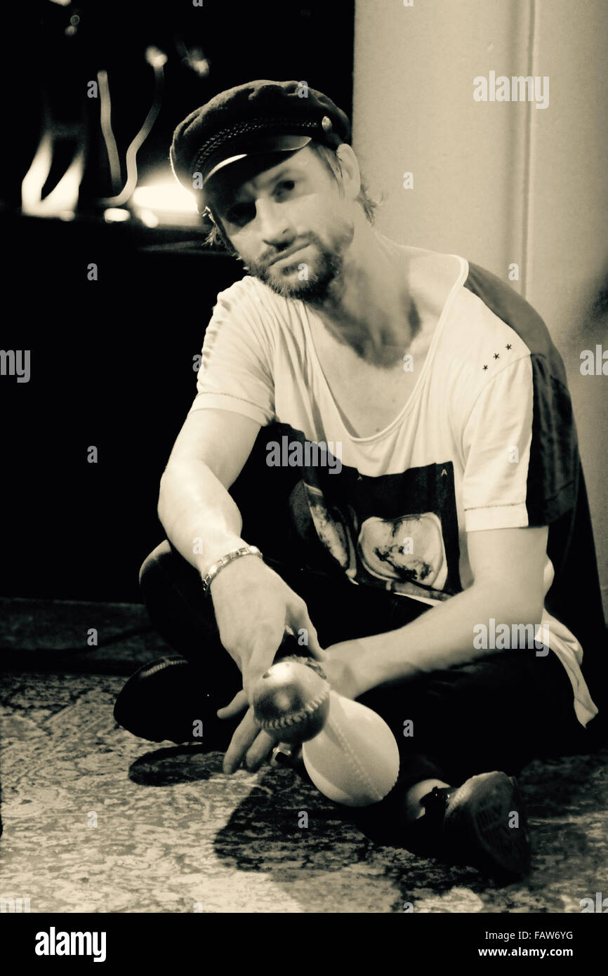 Promoting white bear hi-res stock photography and images - Alamy