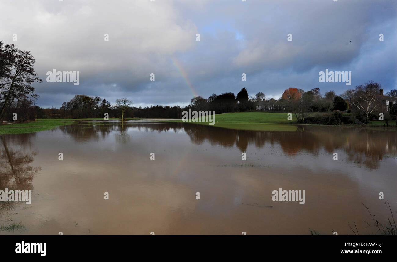 Hellingly, Sussex, UK. 5th January, 2016. A rainbow crosses the sky ...