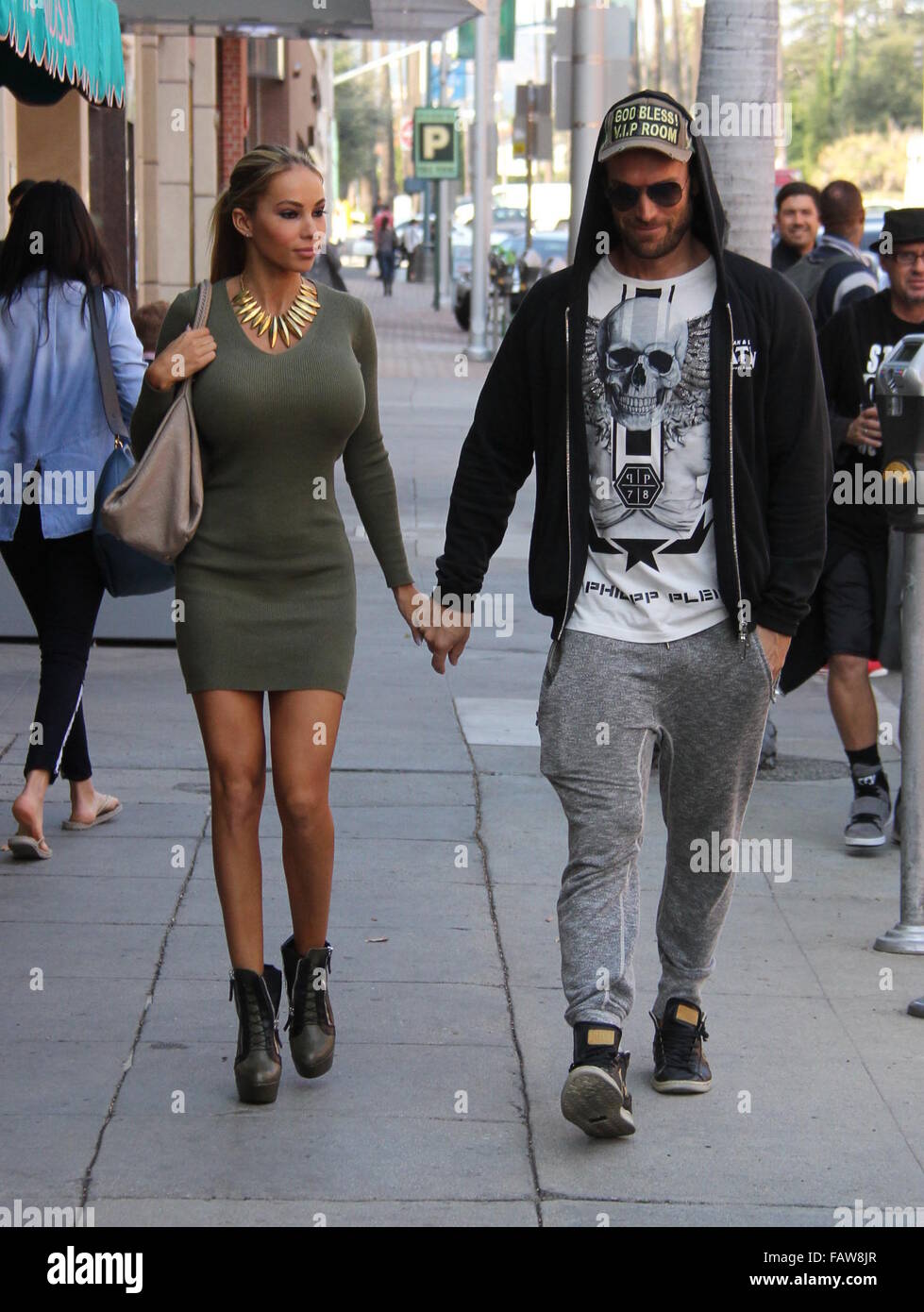 Bastian and Maria Yotta hold hands whilst shopping in Beverly Hills ...