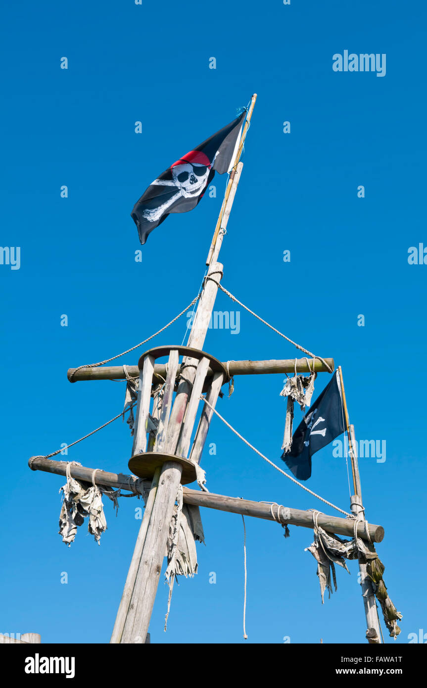 Galleon pirates hi-res stock photography and images - Alamy