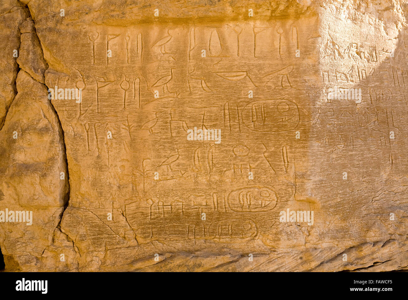 Inscriptions on Vulture Rock at entrance to Wadi Hellal, el Kab ...