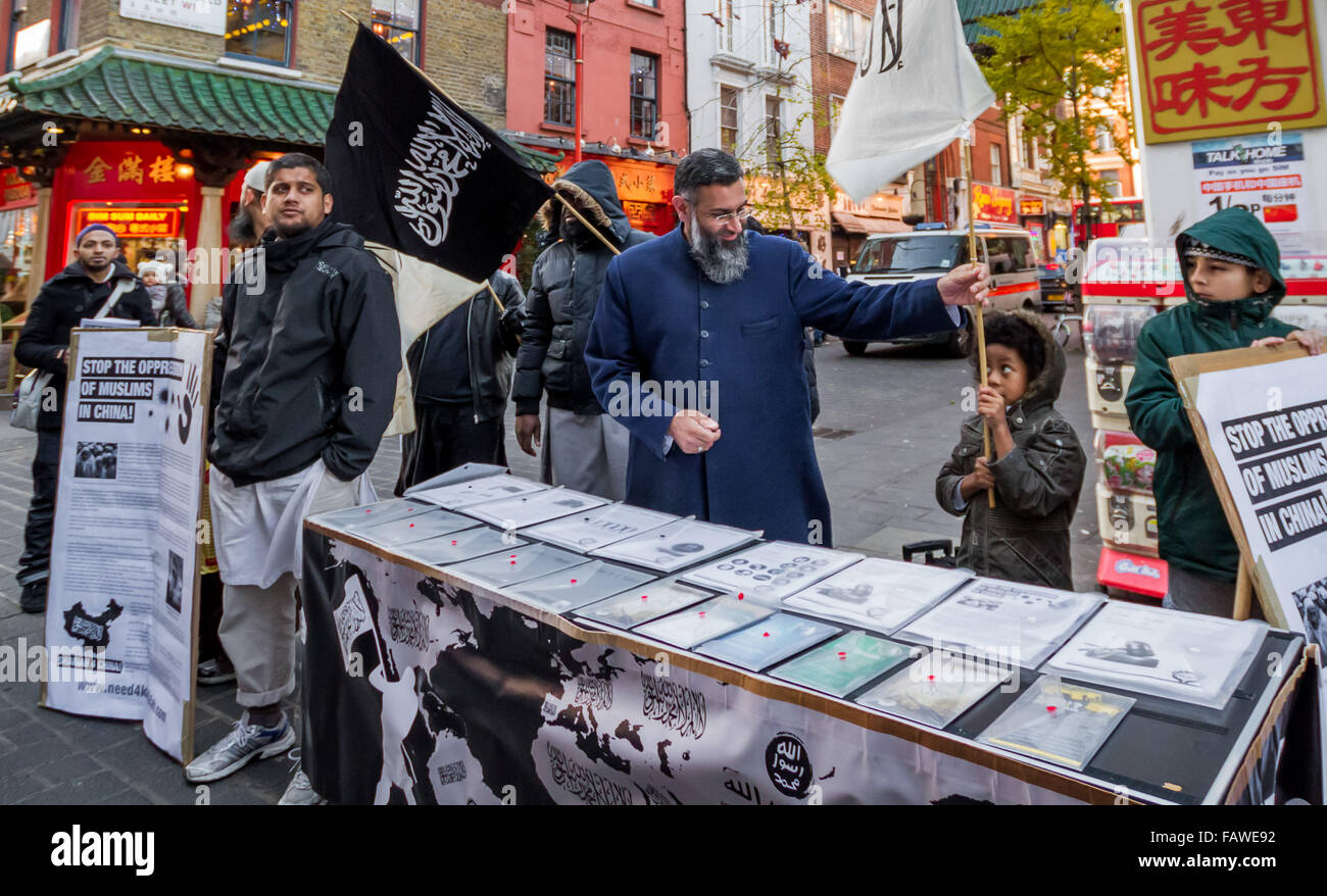 FILE IMAGES: London, UK. 22nd Nov, 2013. File Images: Islamist ...