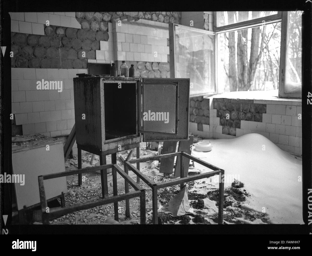 Established 2015 Black and White Stock Photos & Images - Alamy