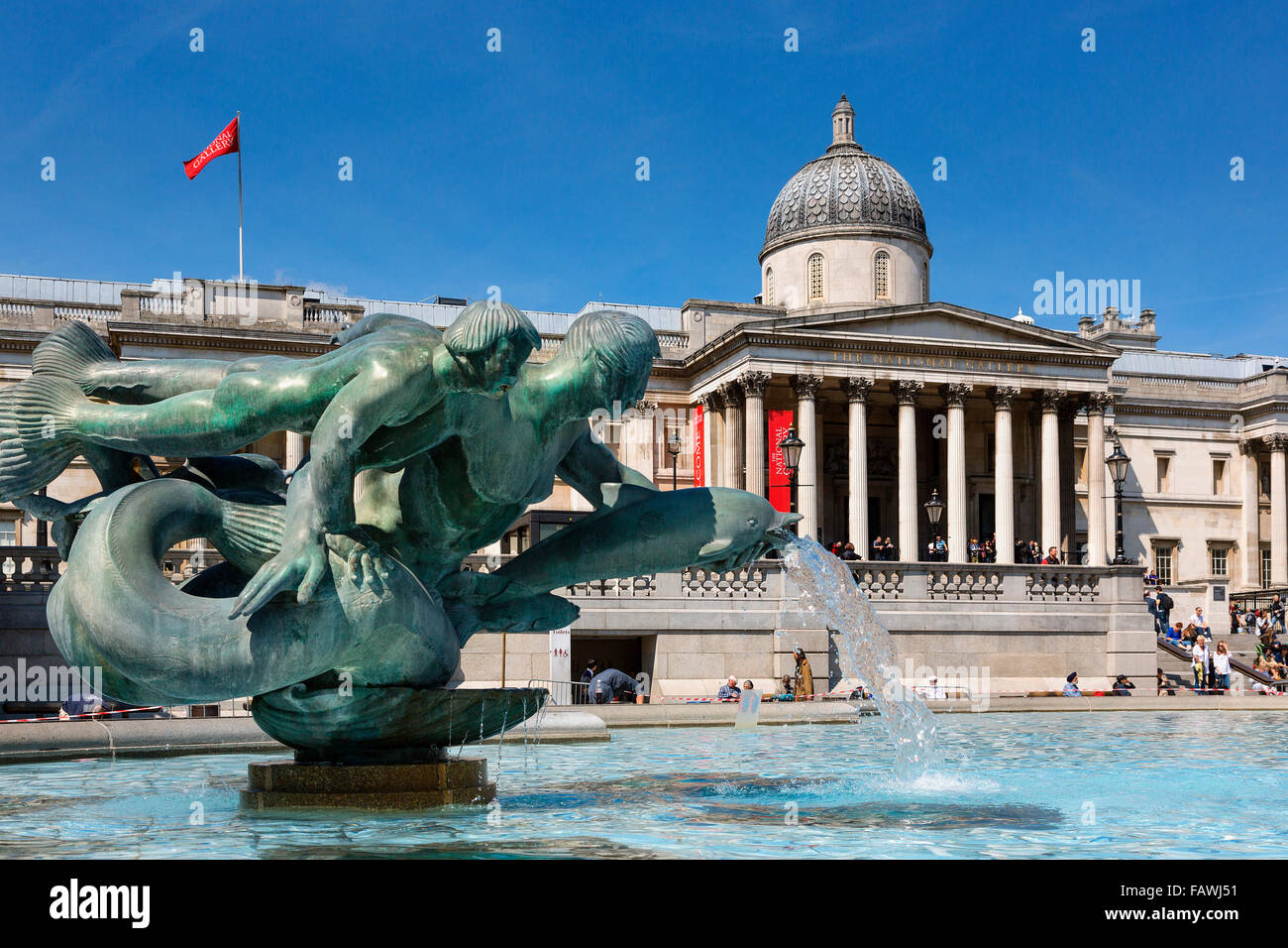 Fountains In Trafalgar Square High Resolution Stock Photography and ...