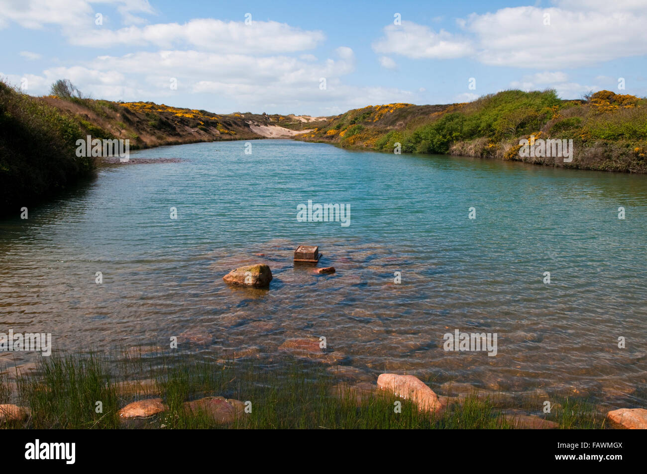Quarry water ponds hi-res stock photography and images - Alamy
