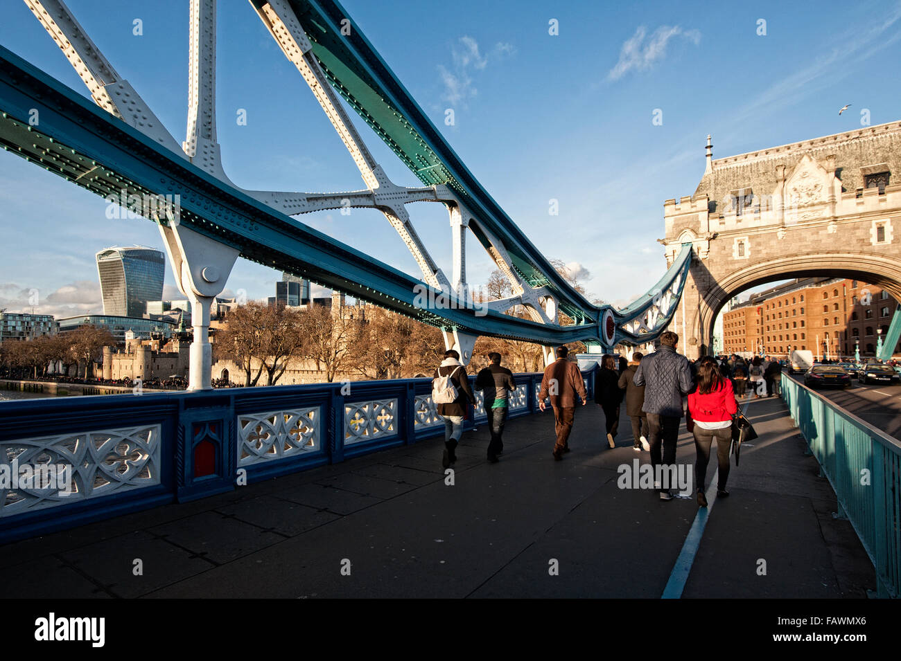 Tourists on the London Tower Bridge Stock Photo - Alamy