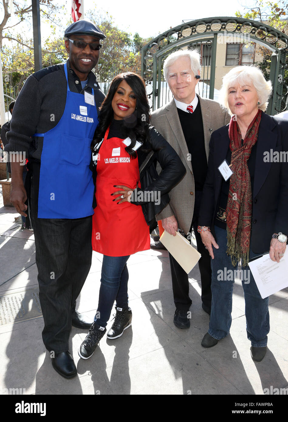 Los Angeles Mission Thanksgiving Meal for the Homeless Featuring: Jay ...