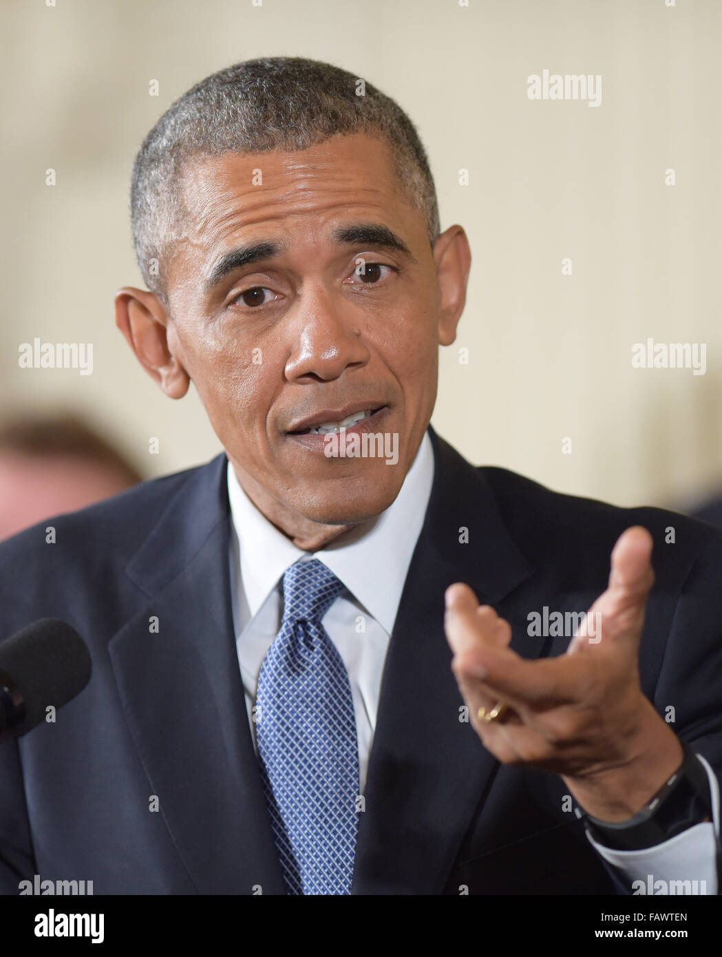 Washington, DC, USA. 5th Jan, 2016. U.S. President Barack Obama speaks ...