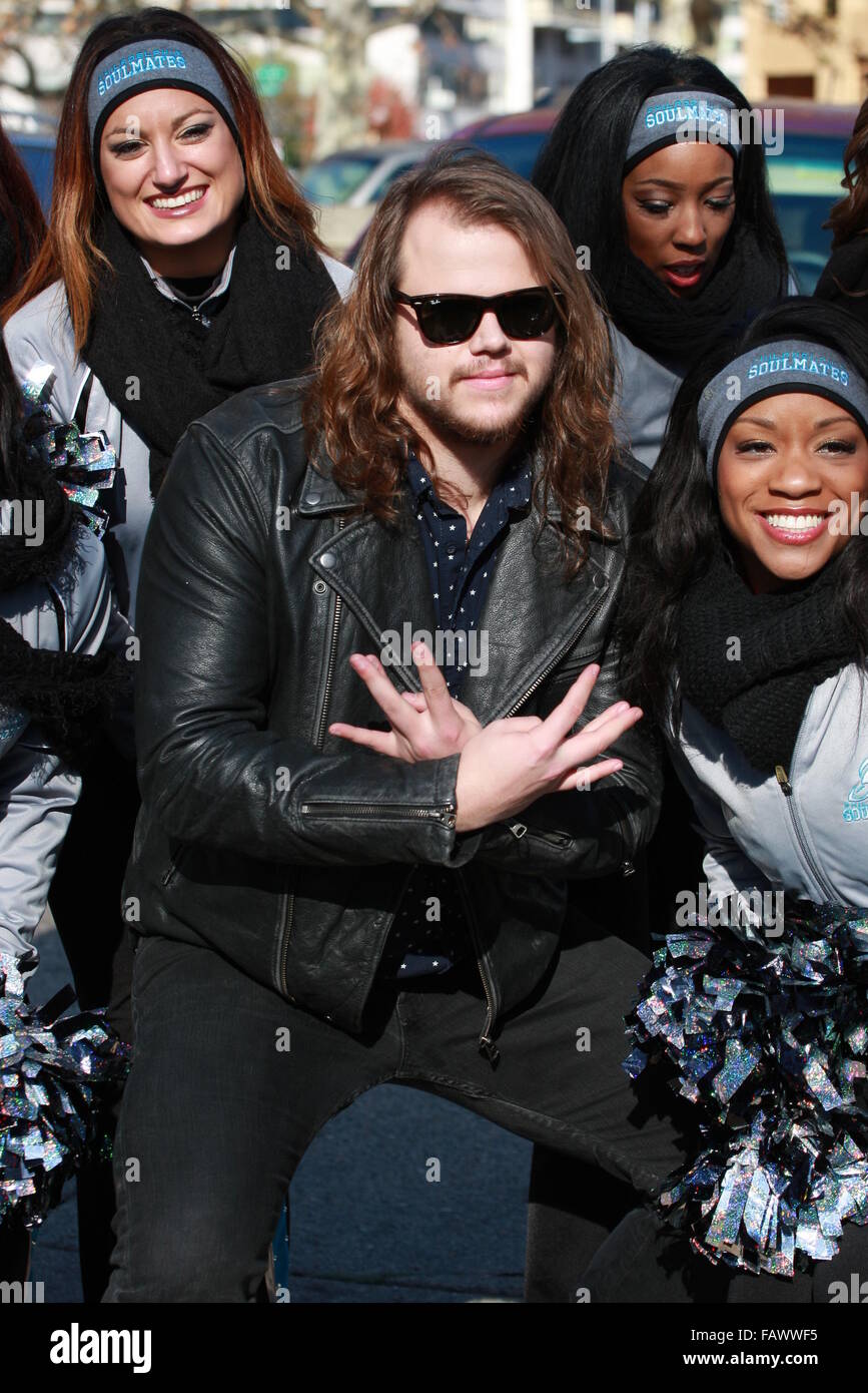 'American Idol' winner Caleb Johnson at the 2015 Thanksgiving Day ...