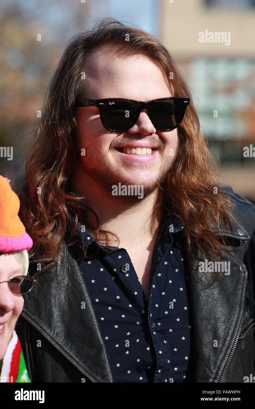 'American Idol' winner Caleb Johnson at the 2015 Thanksgiving Day ...