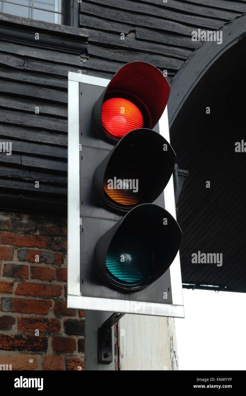 A traffic light that was currently on red (stop Stock Photo - Alamy