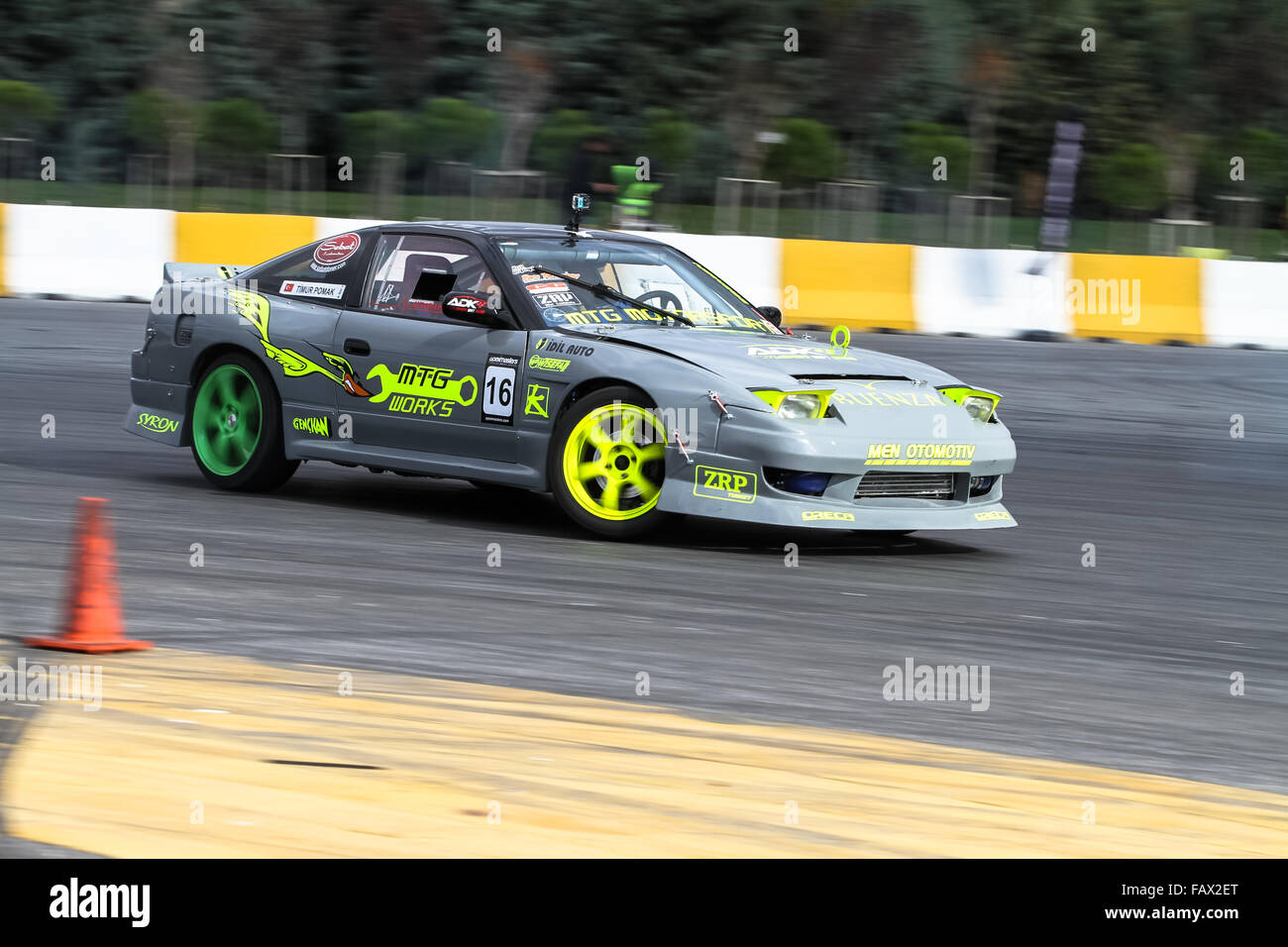 Timur Pomak drives a drift car in Apex Masters Turkish Drift ...