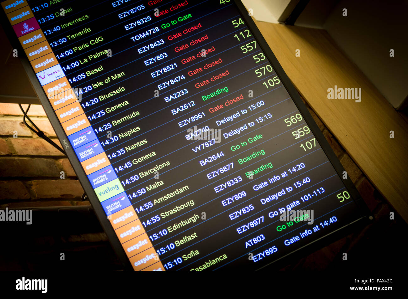 Easyjet departure board hi-res stock photography and images - Alamy