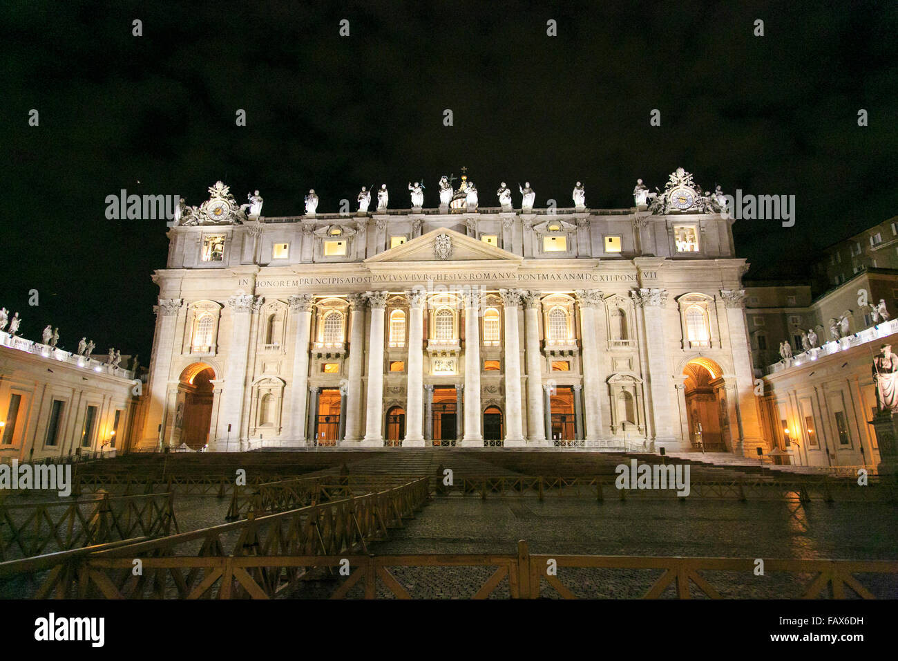 The vatican at night Stock Photo - Alamy