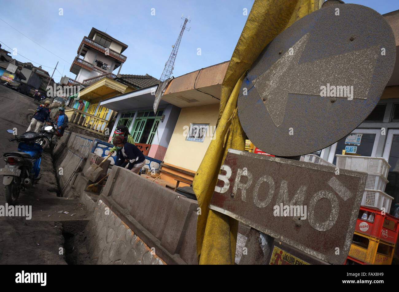 Tengger tribe hi-res stock photography and images - Alamy