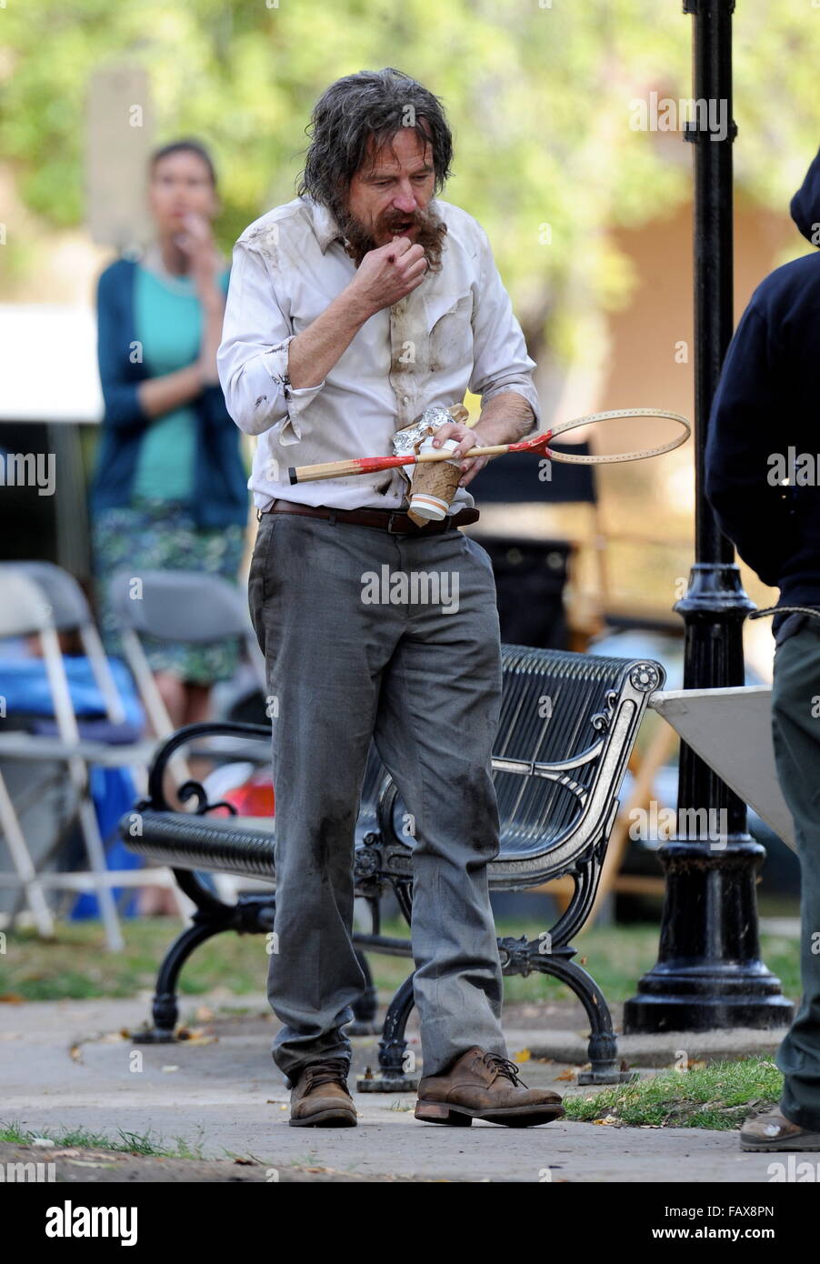 Bryan Cranston looks homeless and unrecognizable in dirty clothes and ...