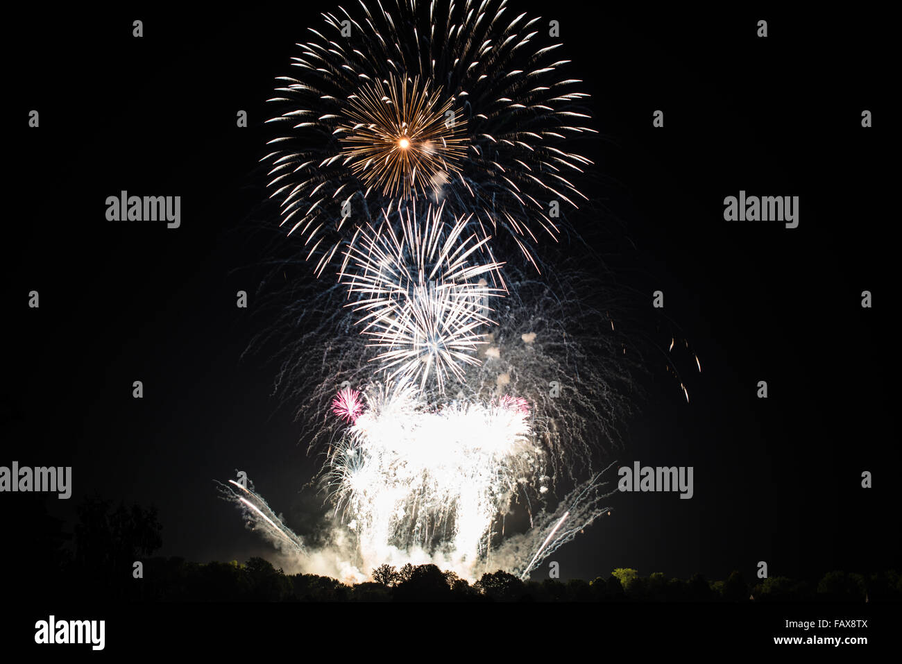 Large fireworks display Stock Photo - Alamy