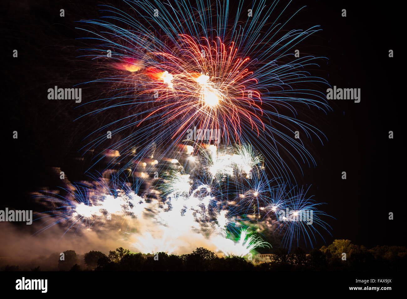 Large fireworks display Stock Photo - Alamy