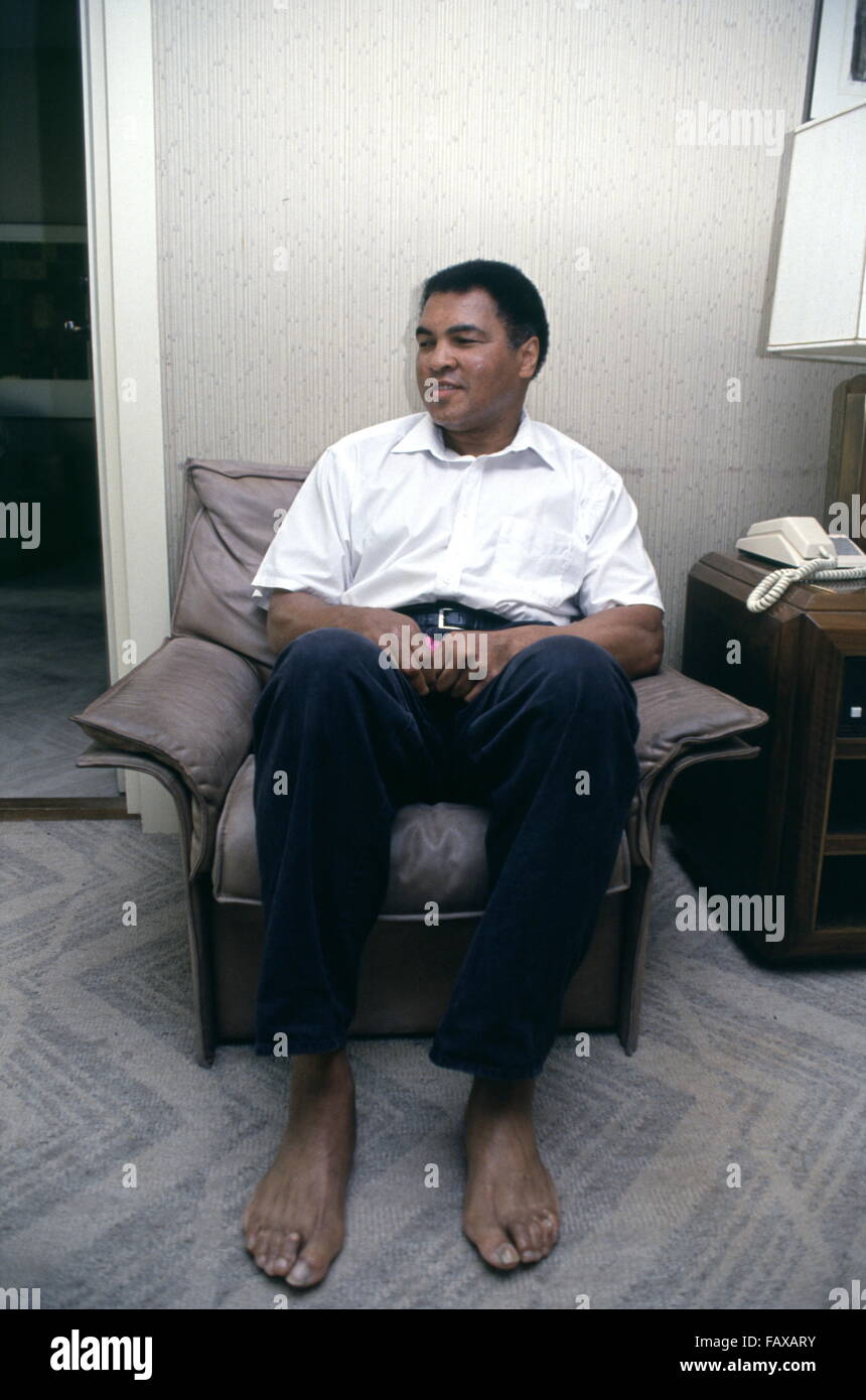 World heavyweight boxing champion Muhammad Ali at the Rashid Hotel in ...