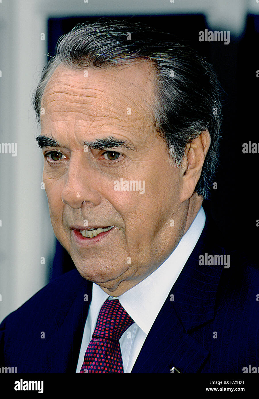 Bob dole campaign 1996 hi-res stock photography and images - Alamy
