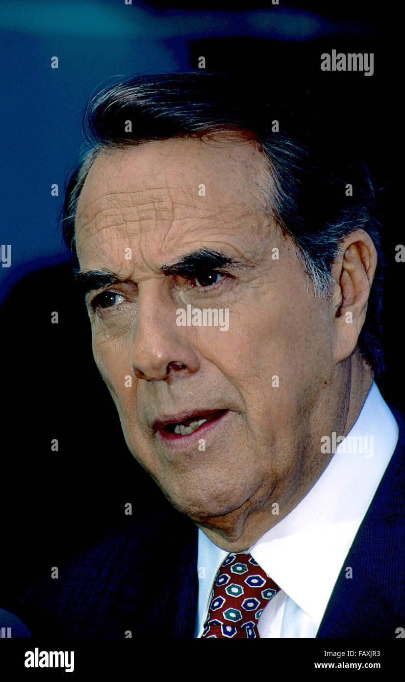 Bob dole capitol hi-res stock photography and images - Alamy
