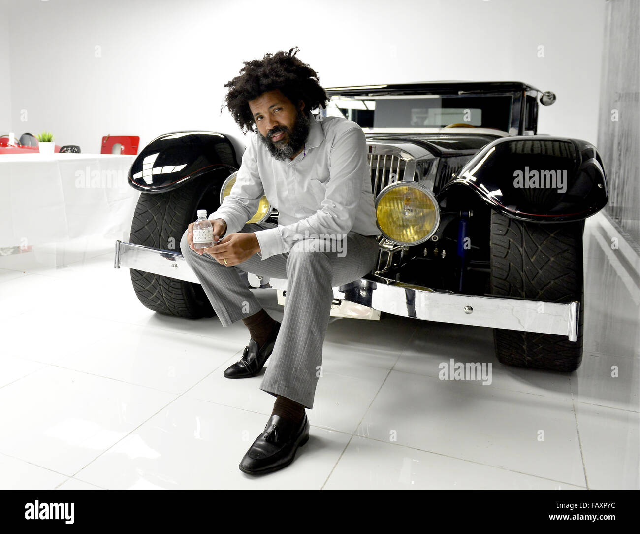 Jimmy Jean-Louis visits Elo’s Miami Supercar Rooms at Art Basel Miami ...