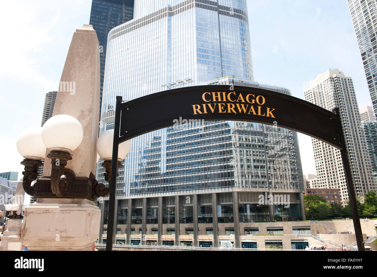Chicago waterfront view hi-res stock photography and images - Alamy