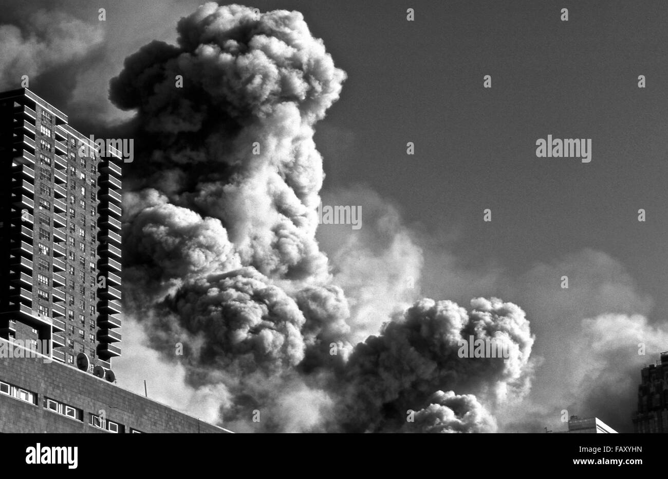 World trade center new york attack Black and White Stock Photos ...