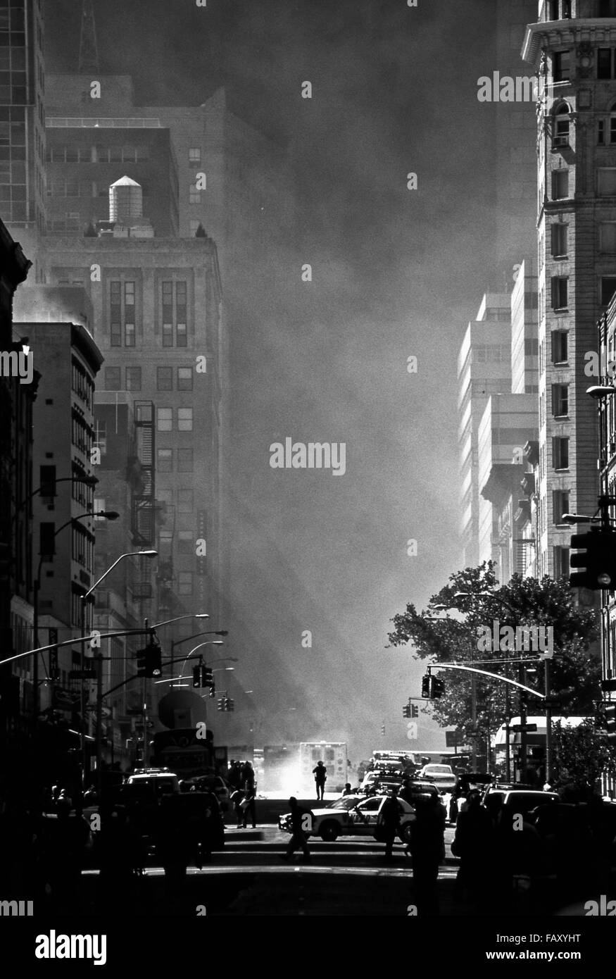 Smoke and dust spreading all over Manhattan during the collapse of the ...