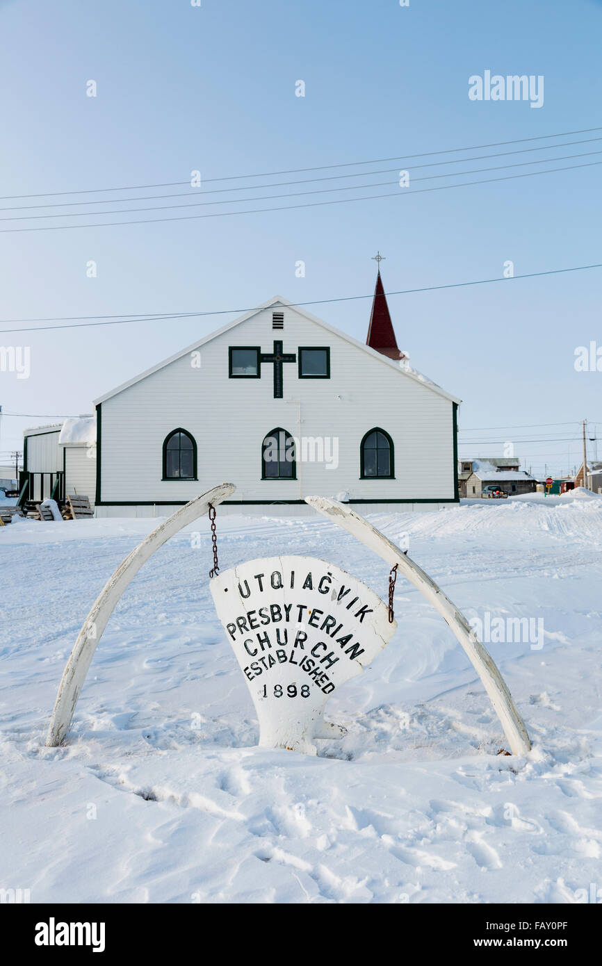 Barrow whale bone arch High Resolution Stock Photography and Images - Alamy