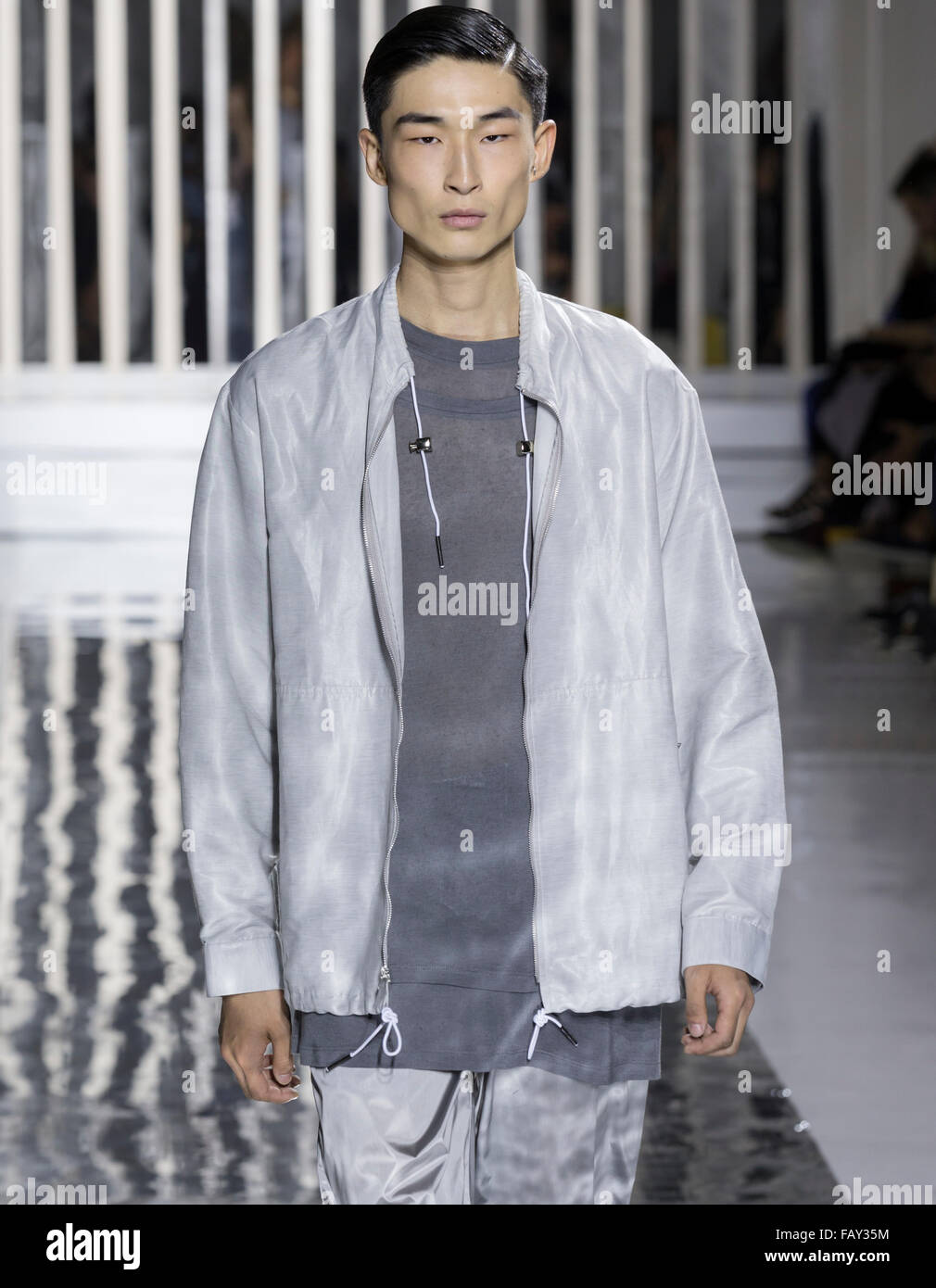 Sang woo kim hi-res stock photography and images - Alamy