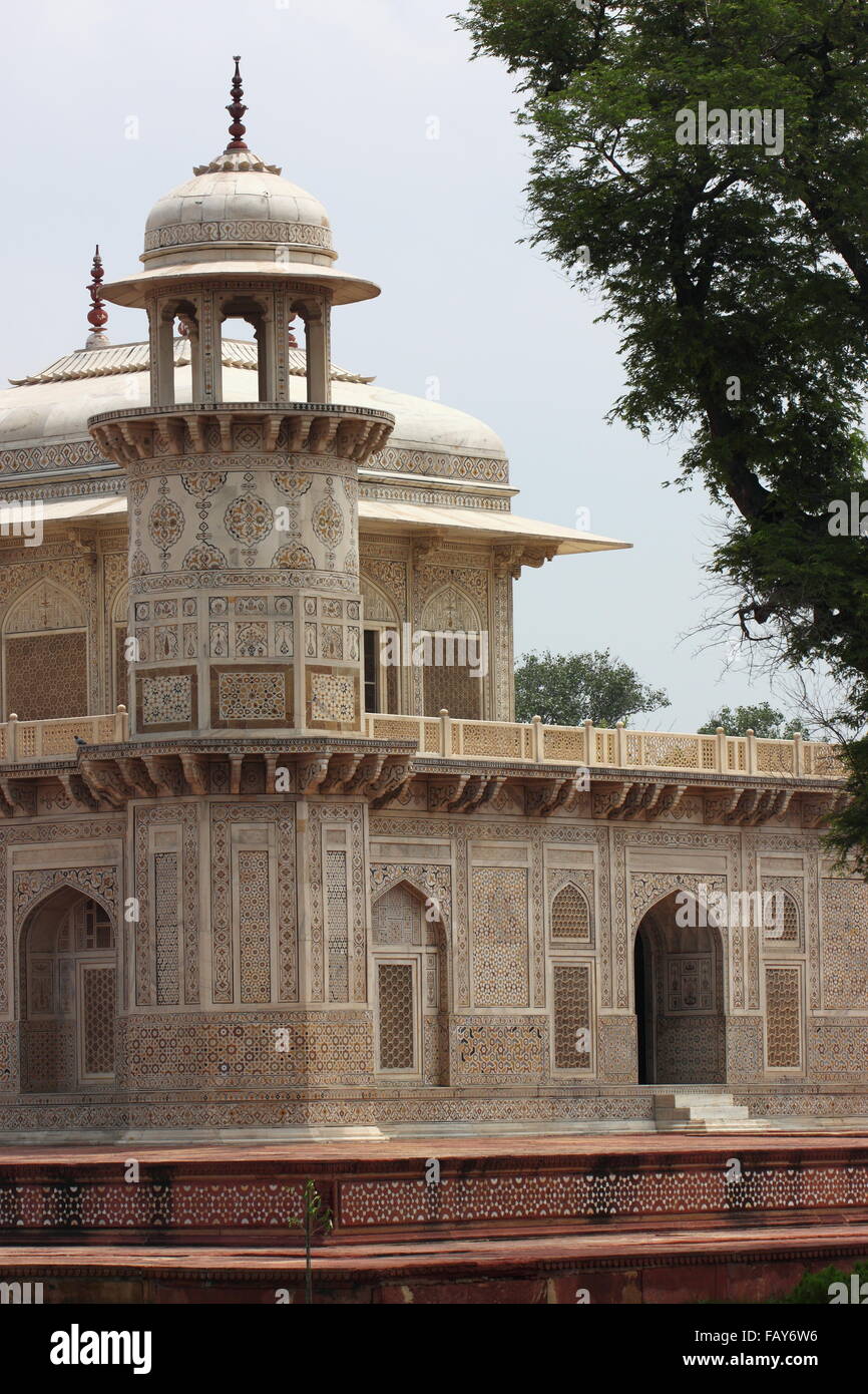 Tomb of ITMAD UD DAULAH Stock Photo - Alamy