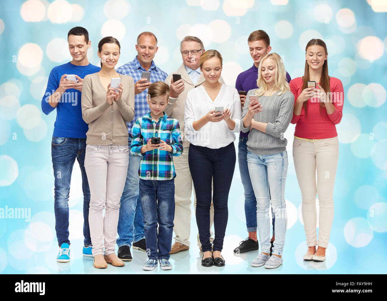 Smartphone smartphones group hi-res stock photography and images - Alamy