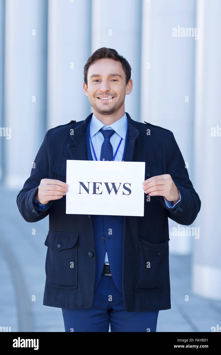 Smiling journalist hi-res stock photography and images - Alamy