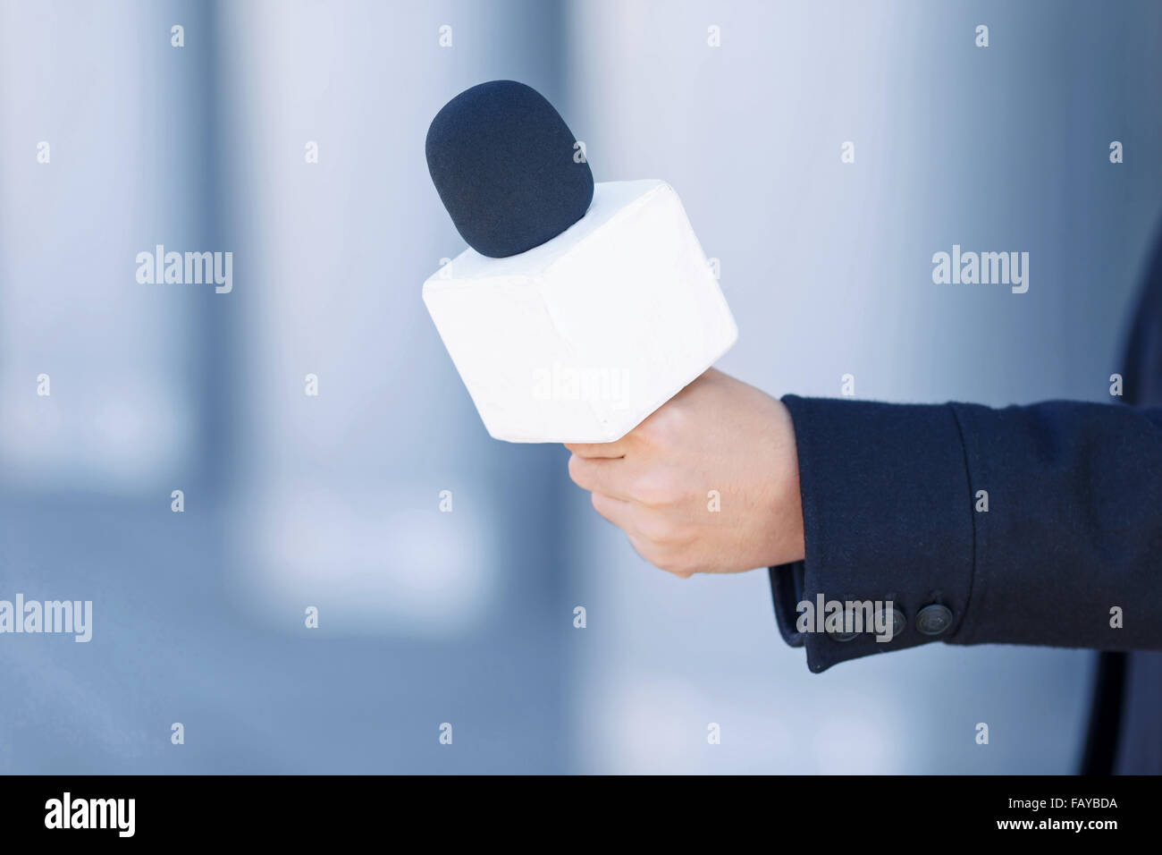 Close up of journalistic portable microphone Stock Photo - Alamy