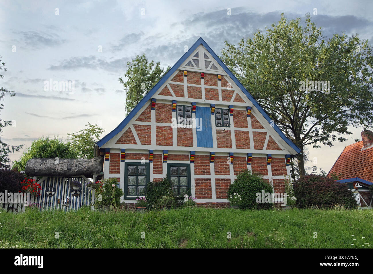 House home architecture hi-res stock photography and images - Alamy
