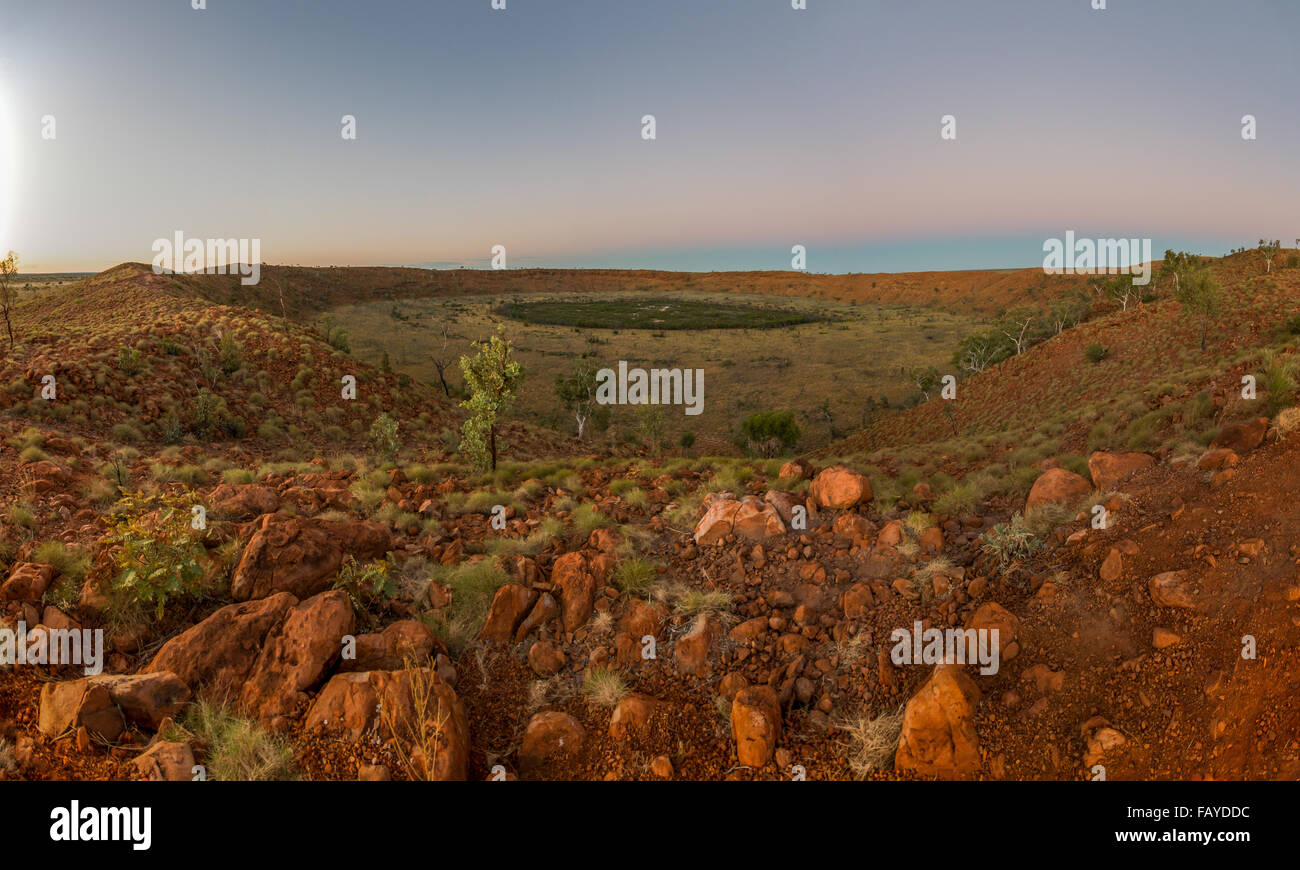 Wolfe creek crater hi-res stock photography and images - Alamy