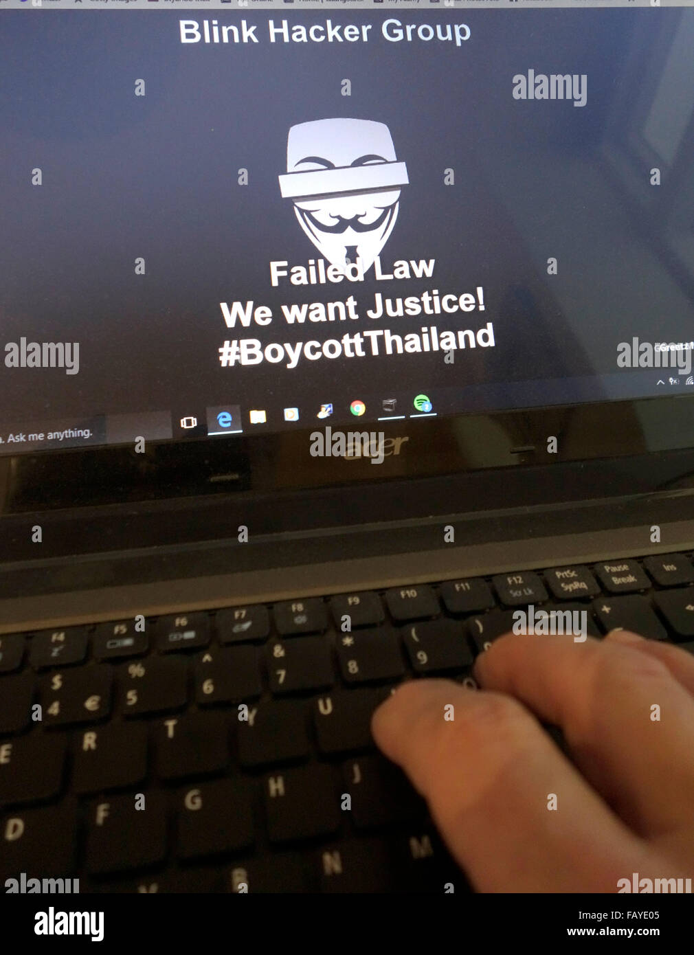 Hackers computer hi-res stock photography and images - Alamy