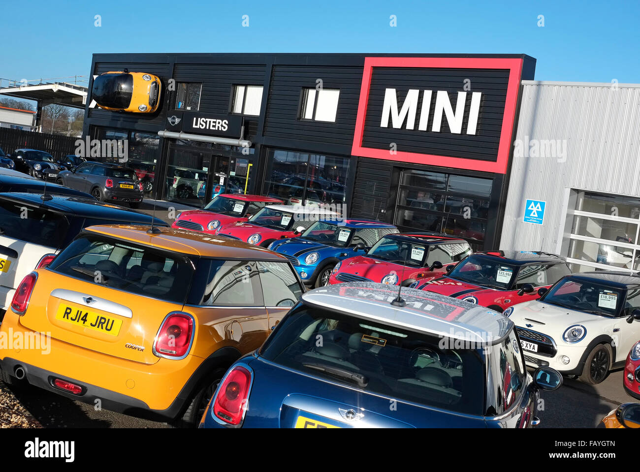 Car dealership uk hi-res stock photography and images - Alamy