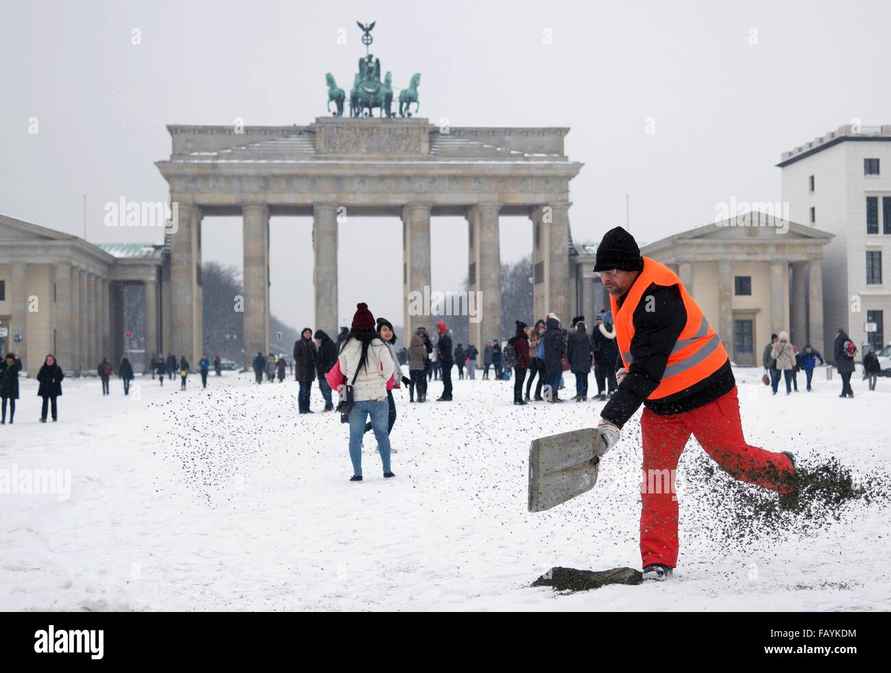 Berlin, Germany. 06th Jan, 2016. A worker from the Berlin city cleaning ...