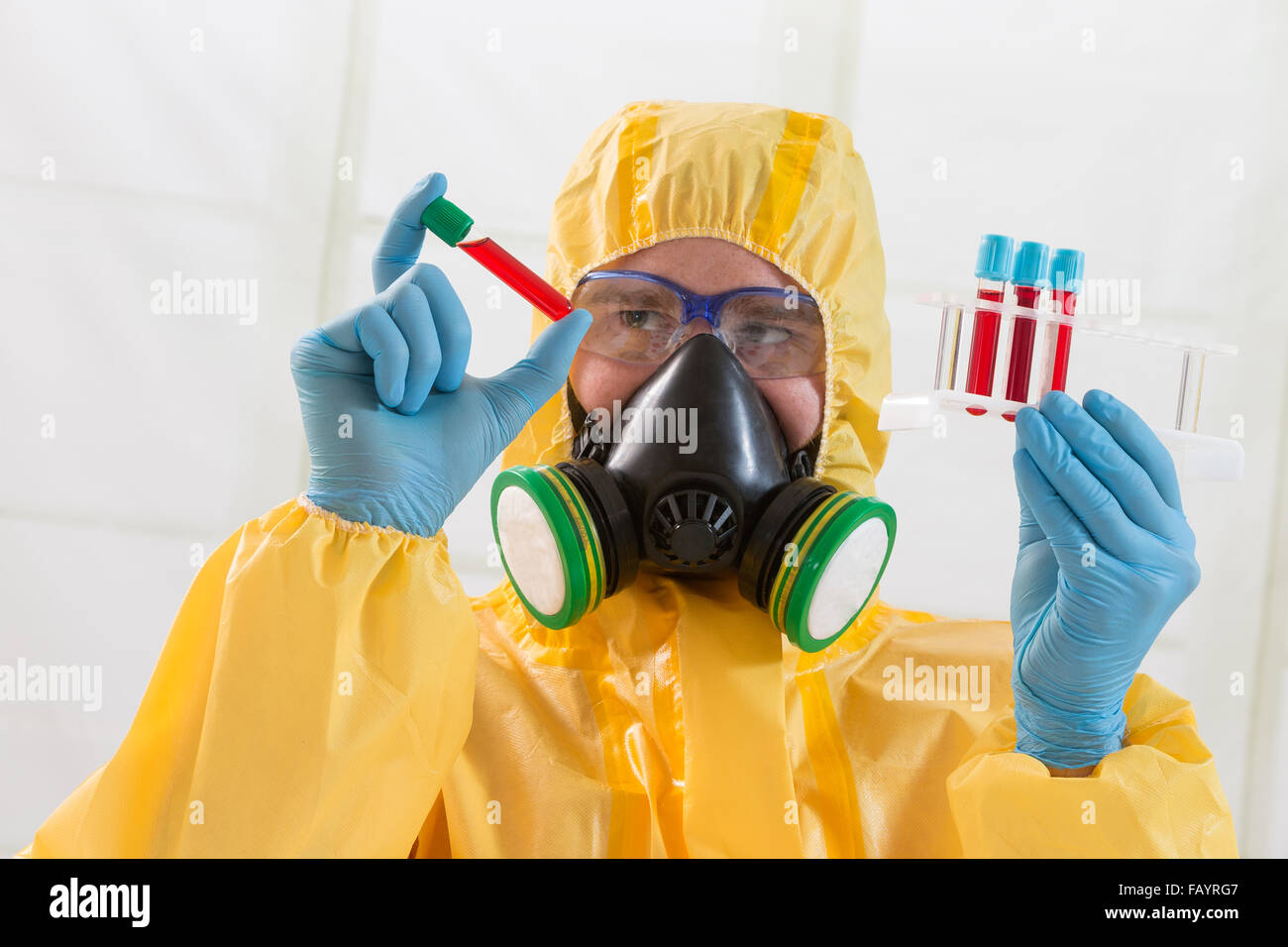 Laboratory technician biohazard protection hi-res stock photography and ...