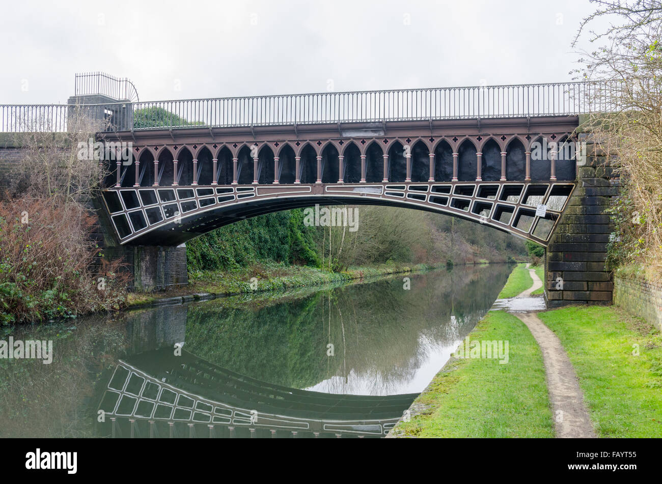 The aquaduct hi-res stock photography and images - Alamy