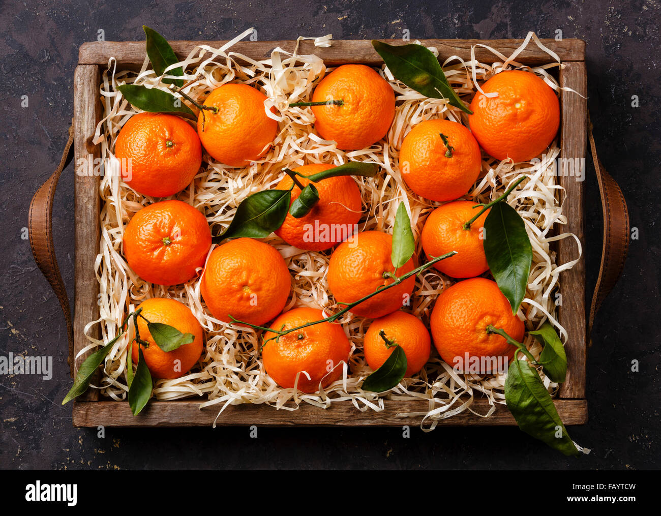 Fruit with leaves hi-res stock photography and images - Alamy