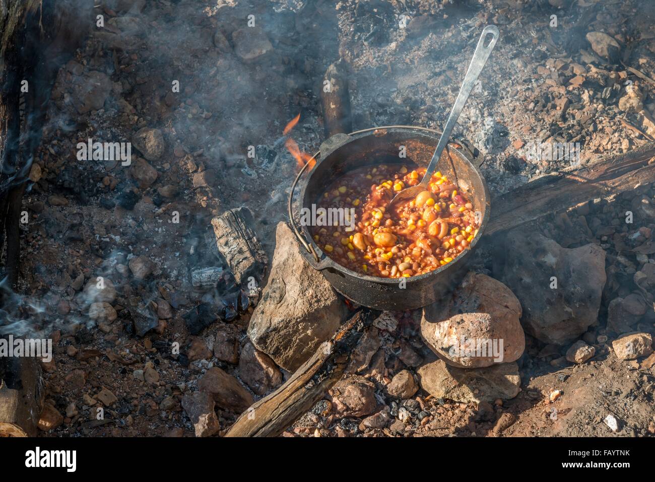 Cooking outdoor hi-res stock photography and images - Alamy