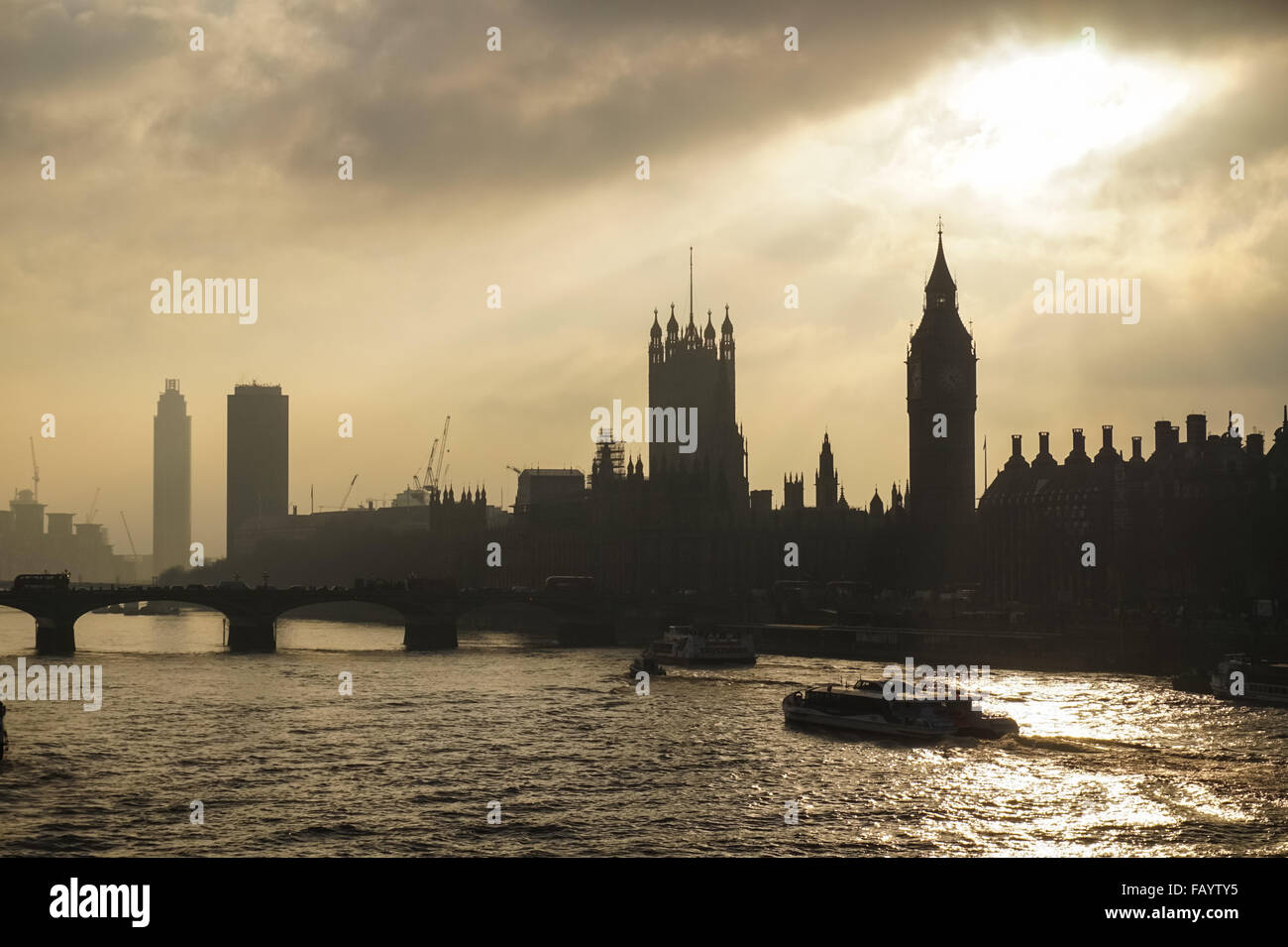 Fog in London, England United Kingdom UK Stock Photo - Alamy