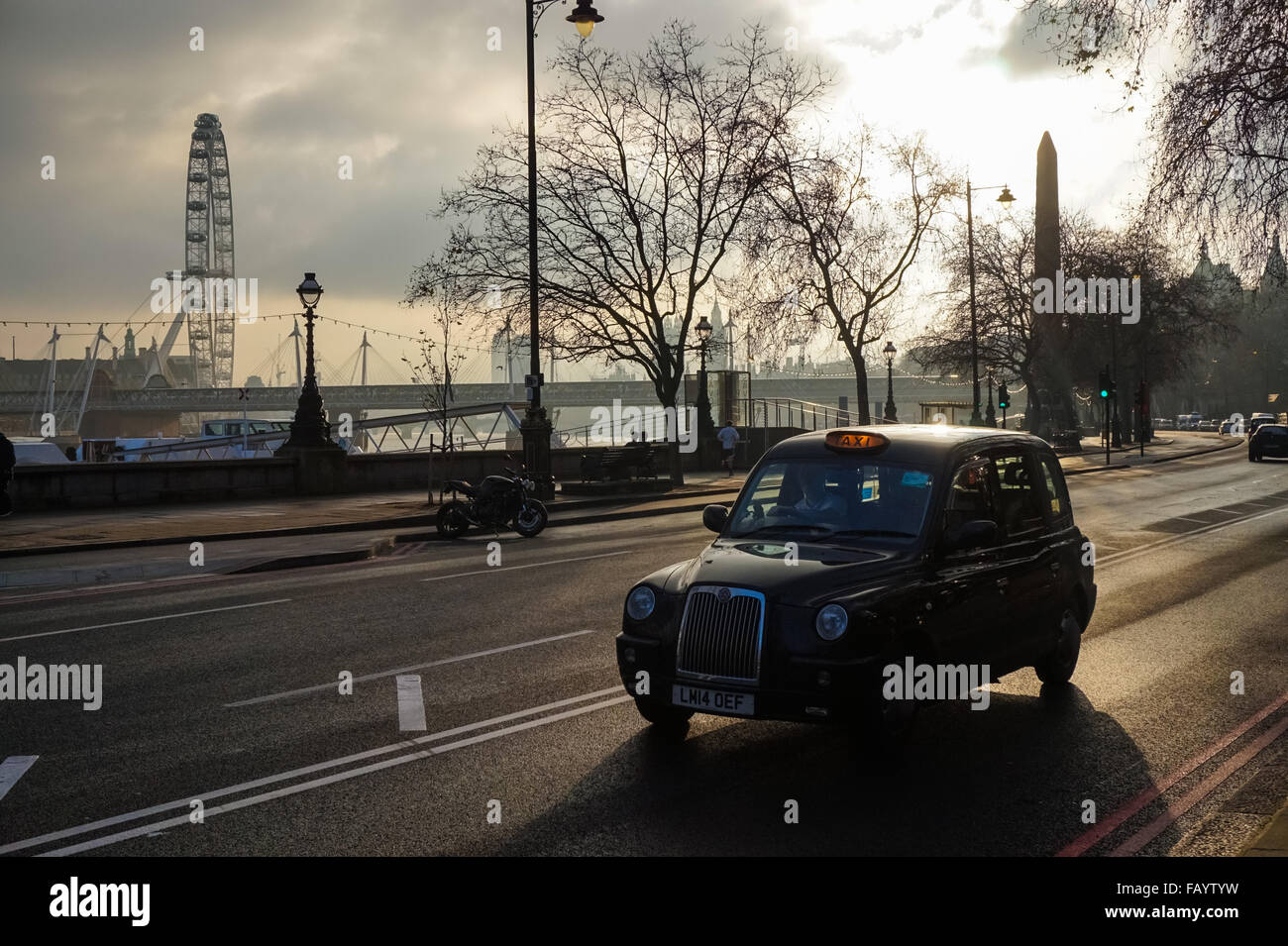 Fog in London, England United Kingdom UK Stock Photo - Alamy