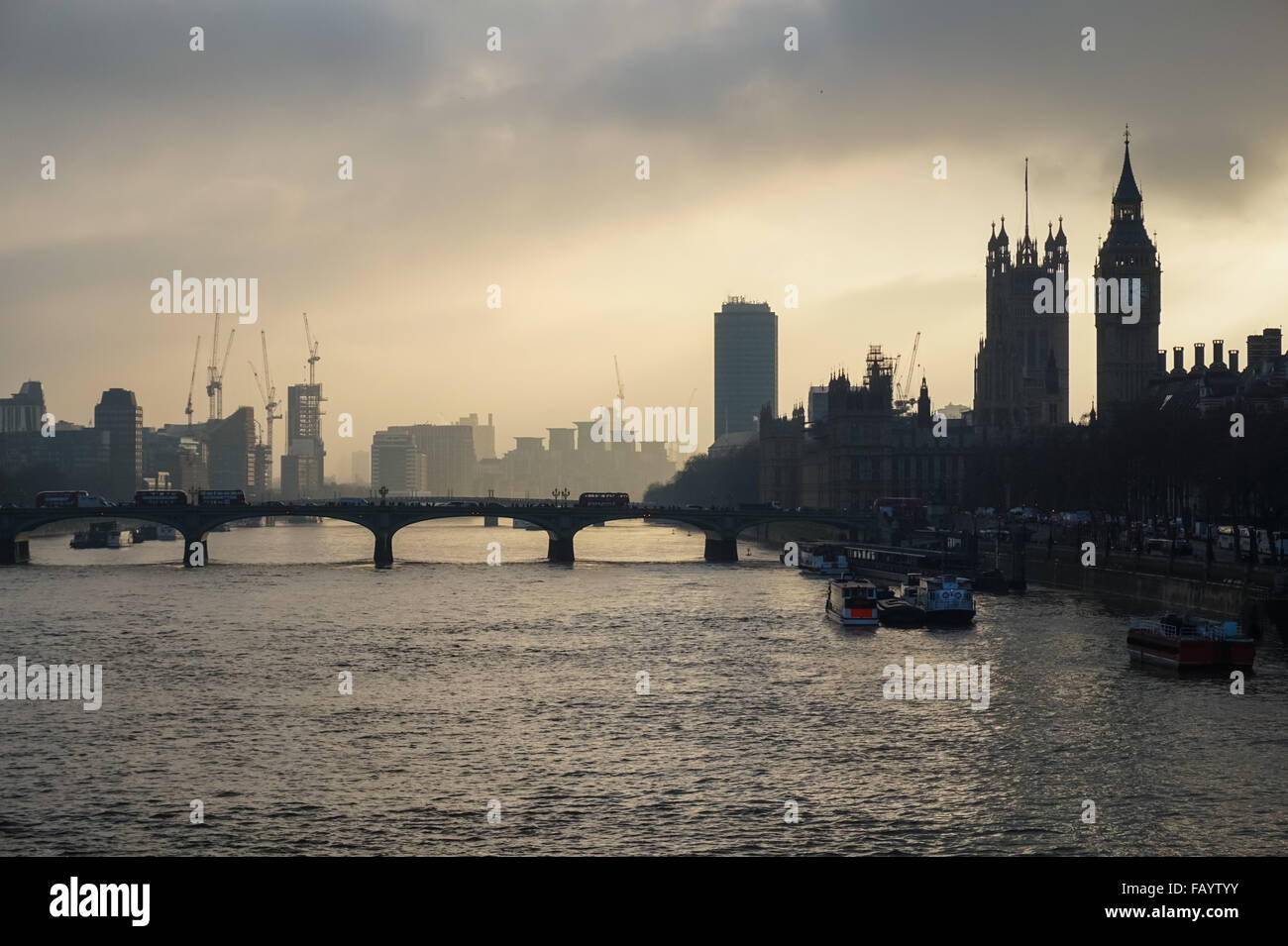 Uk government in fog building hi-res stock photography and images - Alamy